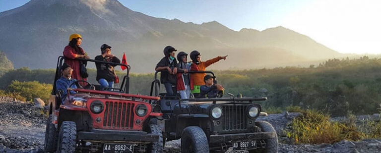 Lava Tour Merapi Wisata Adventure Yang Mengasikan | visit-jogja.com