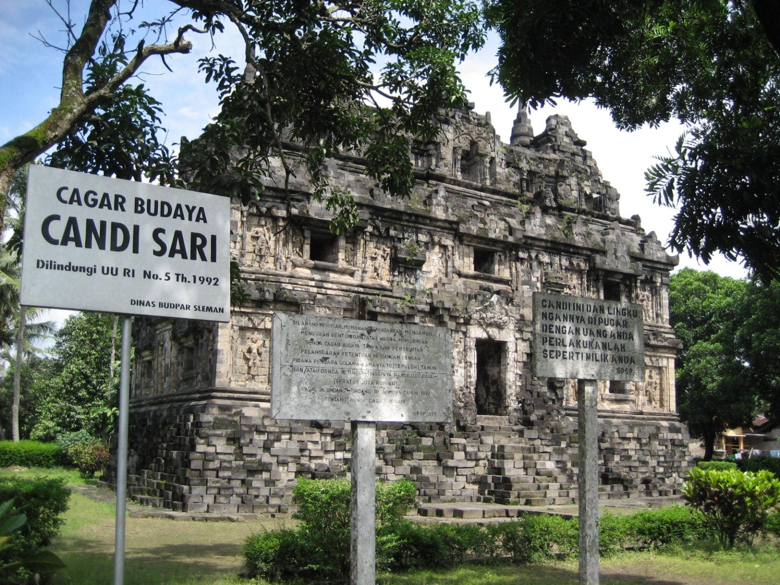 Candi di Jogja: 10 Candi yang Wajib Masuk Daftar Destinasimu!