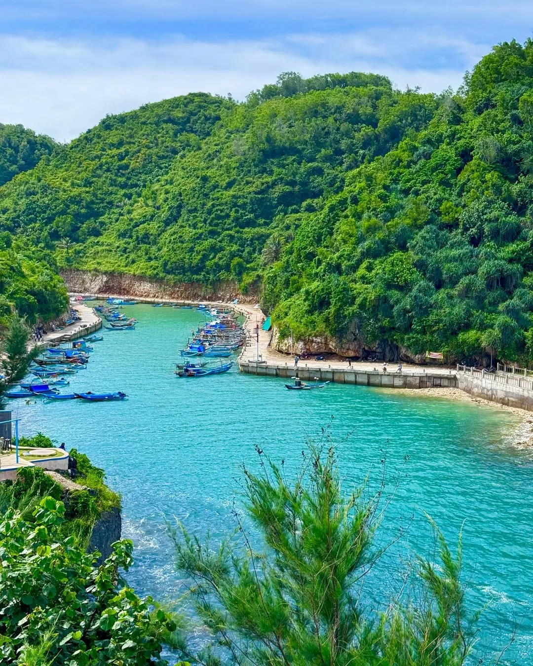 Pantai Gesing: Surga Tersembunyi Gunungkidul & Info Lengkap